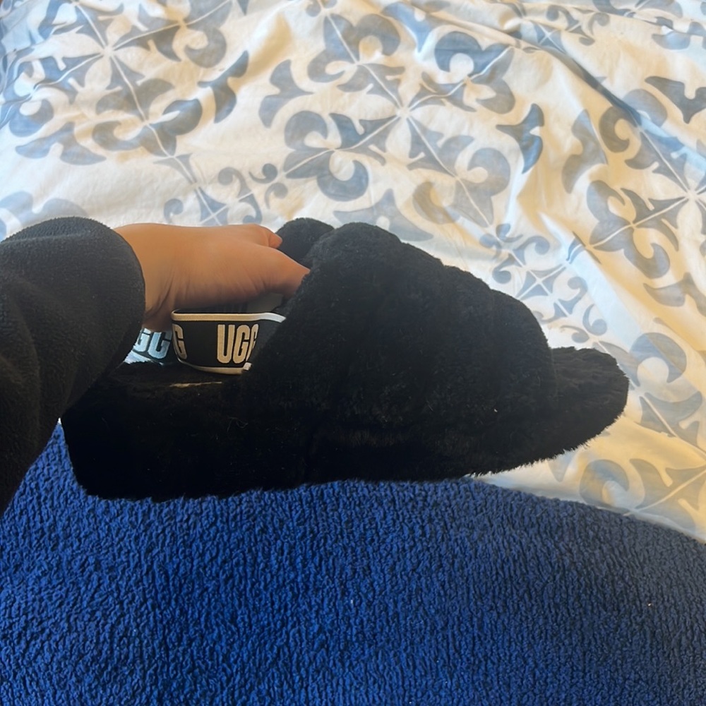 Ugg Fluff Yeah Slidesz 10 - Gem